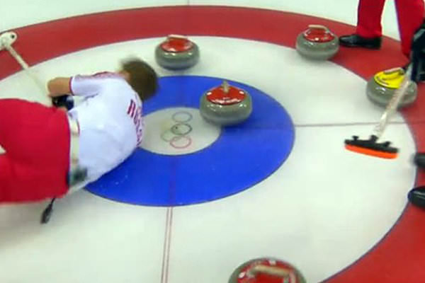 Russian Curler Face-plants On Ice (Video) - Canada Journal - News of ...