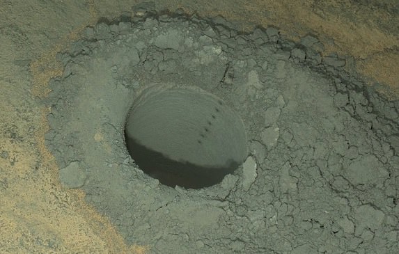 Curiosity Drills And Scorches Surface Of Mars (Photo) - Canada Journal ...