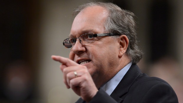 Stephen Harper government goes to court to force First Nations to post ...