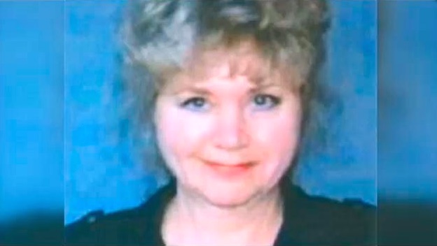 Bruce Jenner crash : Kim Howe Identified As Woman Killed (Video ...