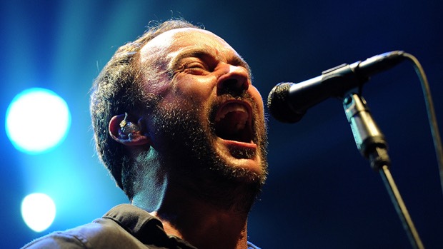 Dave Matthews : Fan gets pulled over by Singer - Canada Journal - News ...
