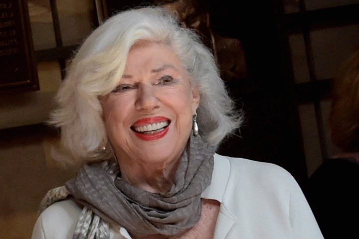 Bonnie Brown: Country singer Diagnosed With Stage IV Lung Cancer ...