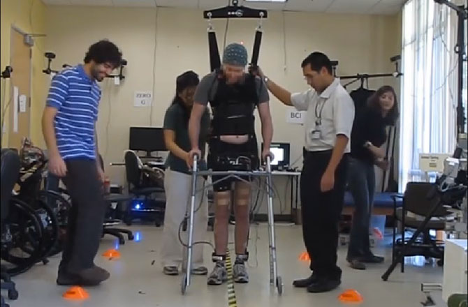 Brain-wave system: Paralyzed man walks by brain power alone 'Video ...
