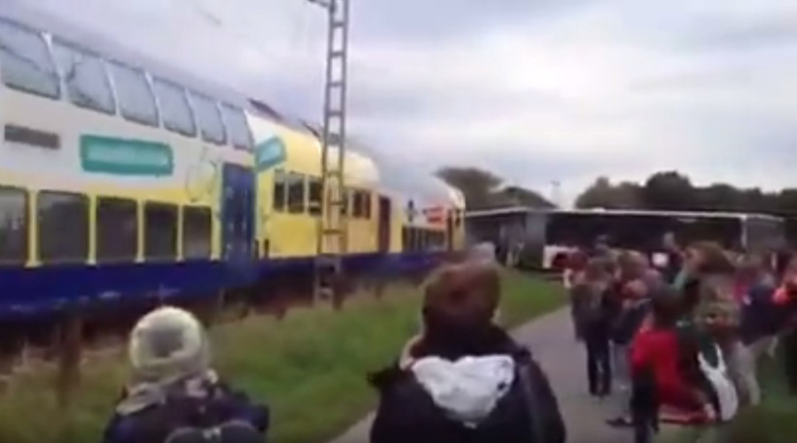 German bus driver saves 60 Kids from train crash 'Video' - Canada ...