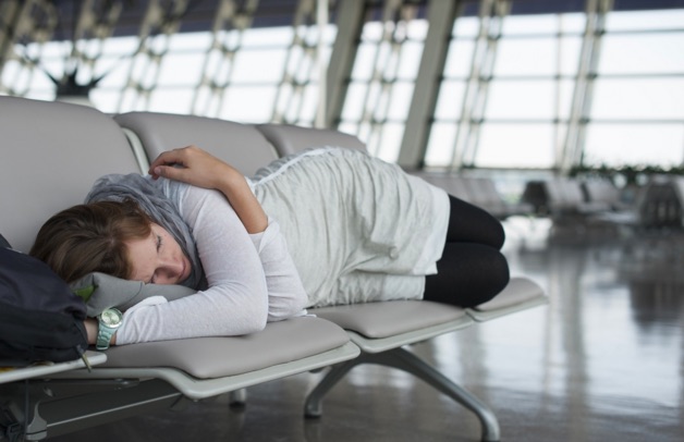 Jet lag can be prevented by "hacking" body clock with light, New Study ...