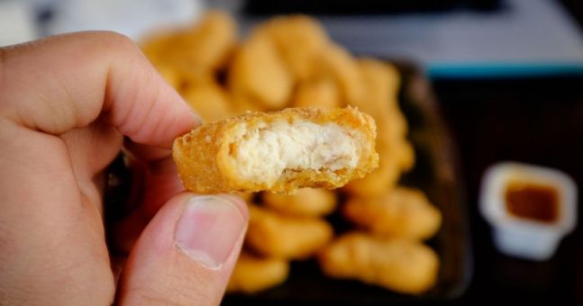 Mcdonalds Testing Mcnuggets Without Artificial Preservatives Canada