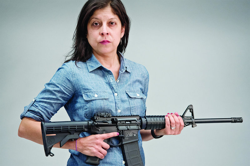 Helen Ubinas: Reporter buys semi-automatic rifle from US gun shop in ...