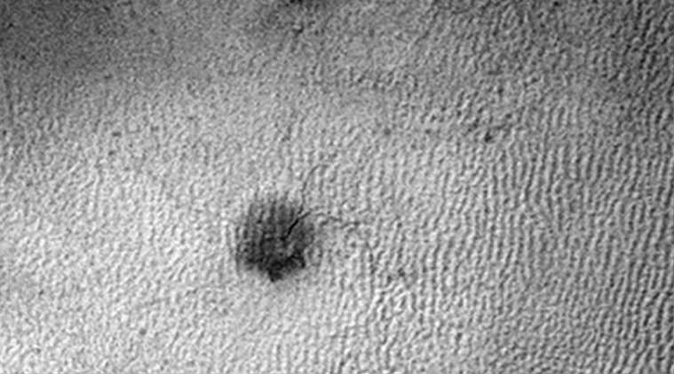 NASA spots spider-shaped troughs on Mars - Canada Journal - News of the ...