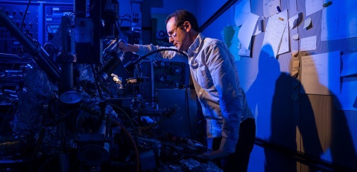 IBM scientists write data onto a single atom in major breakthrough ... IBM scientists write data onto a single atom in major breakthrough ...